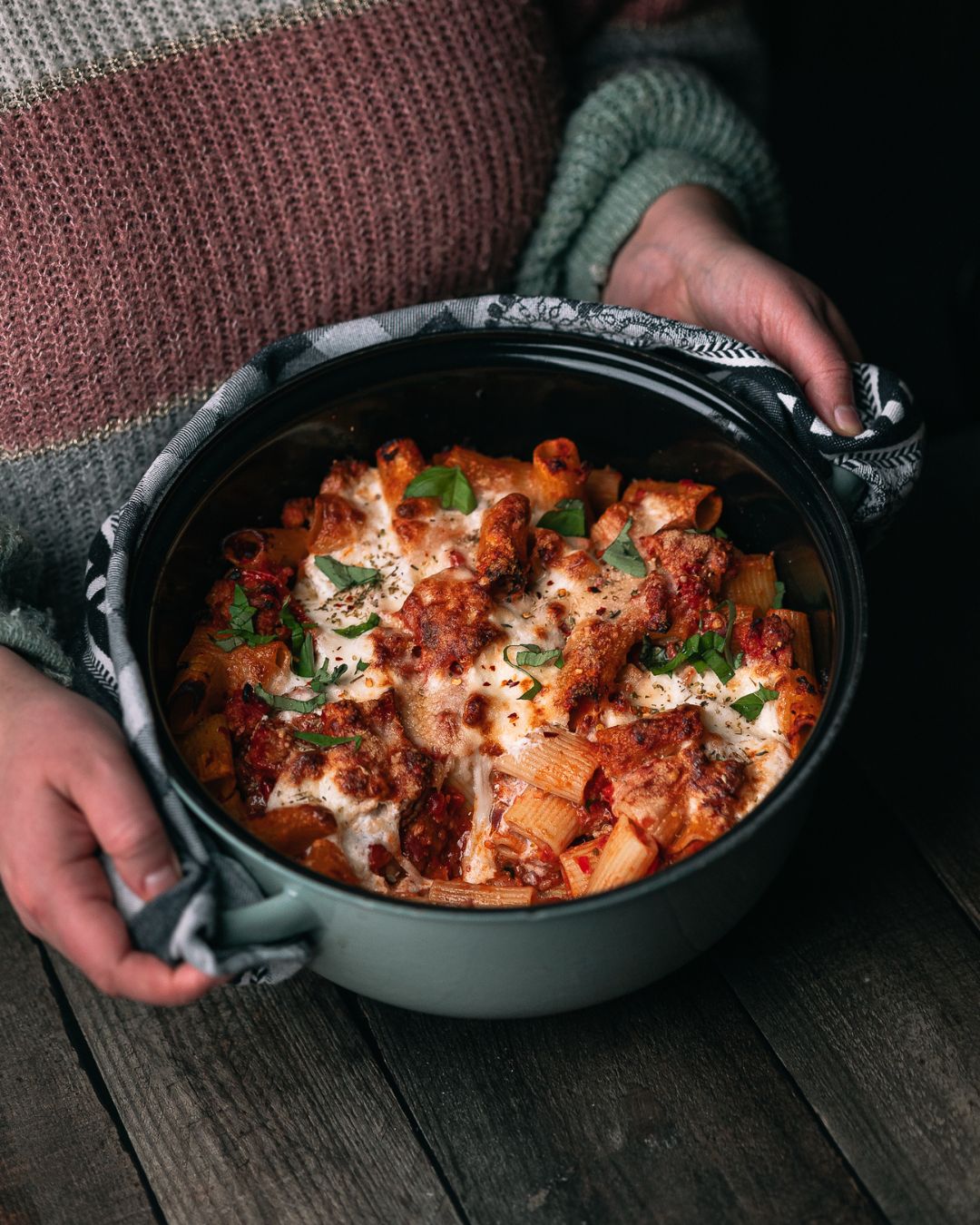 Spicy ovenschotel met burrata, pancetta & gehakt - Op mijn talloor